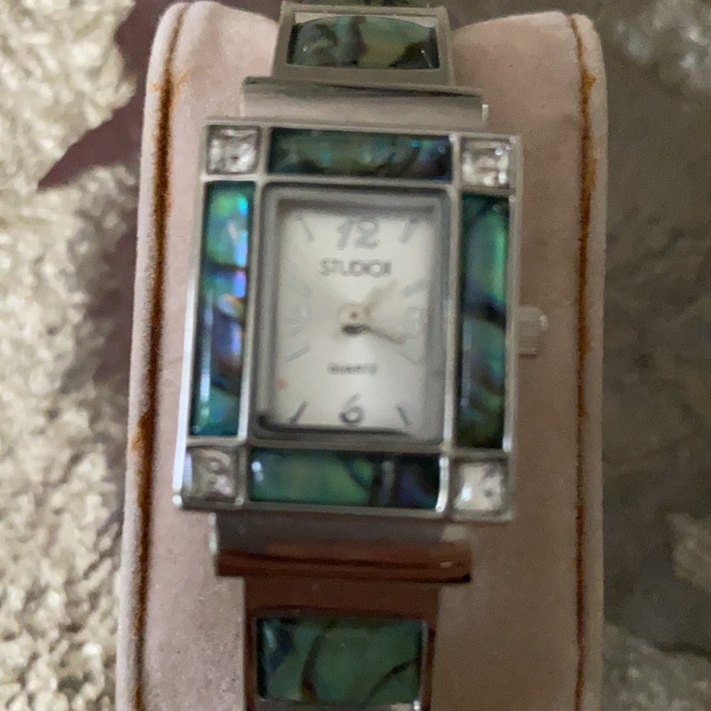 Vintage Studio Time Woman Watch - Gem